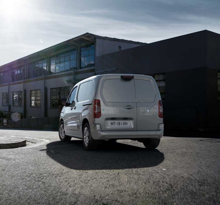 PEUGEOT e-Partner: compact van for business use