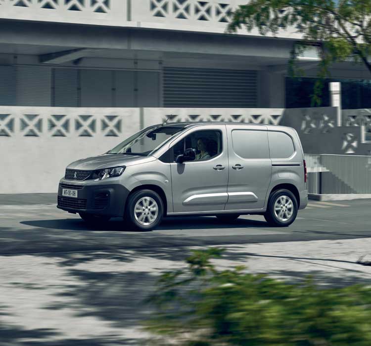 PEUGEOT e-Partner: compact van for business use