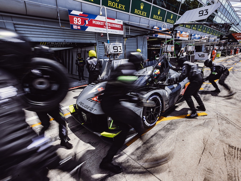 PEUGEOT 9x8 makes its debut at the legendary Monza circuit