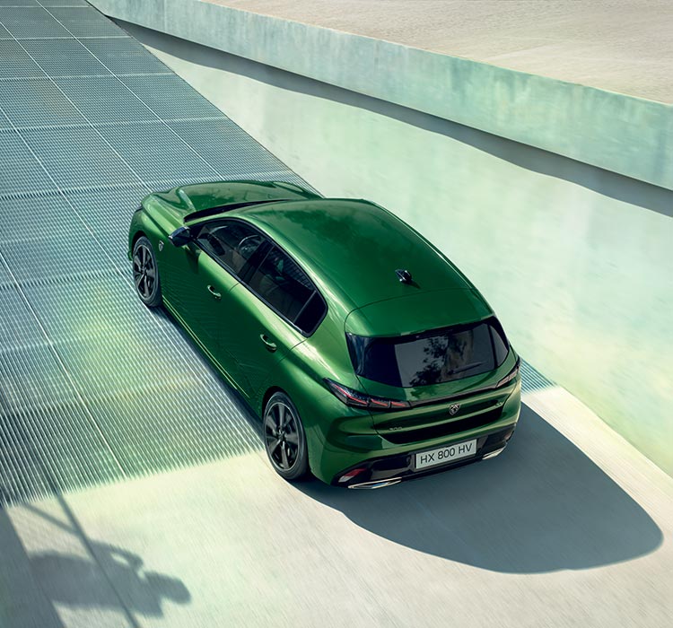 Small cars and hatchbacks: discover the PEUGEOT range