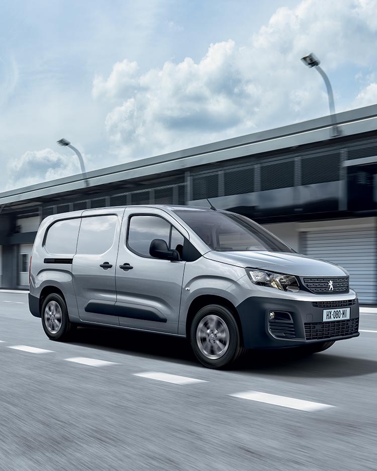 PEUGEOT e-Partner: compact van for business use
